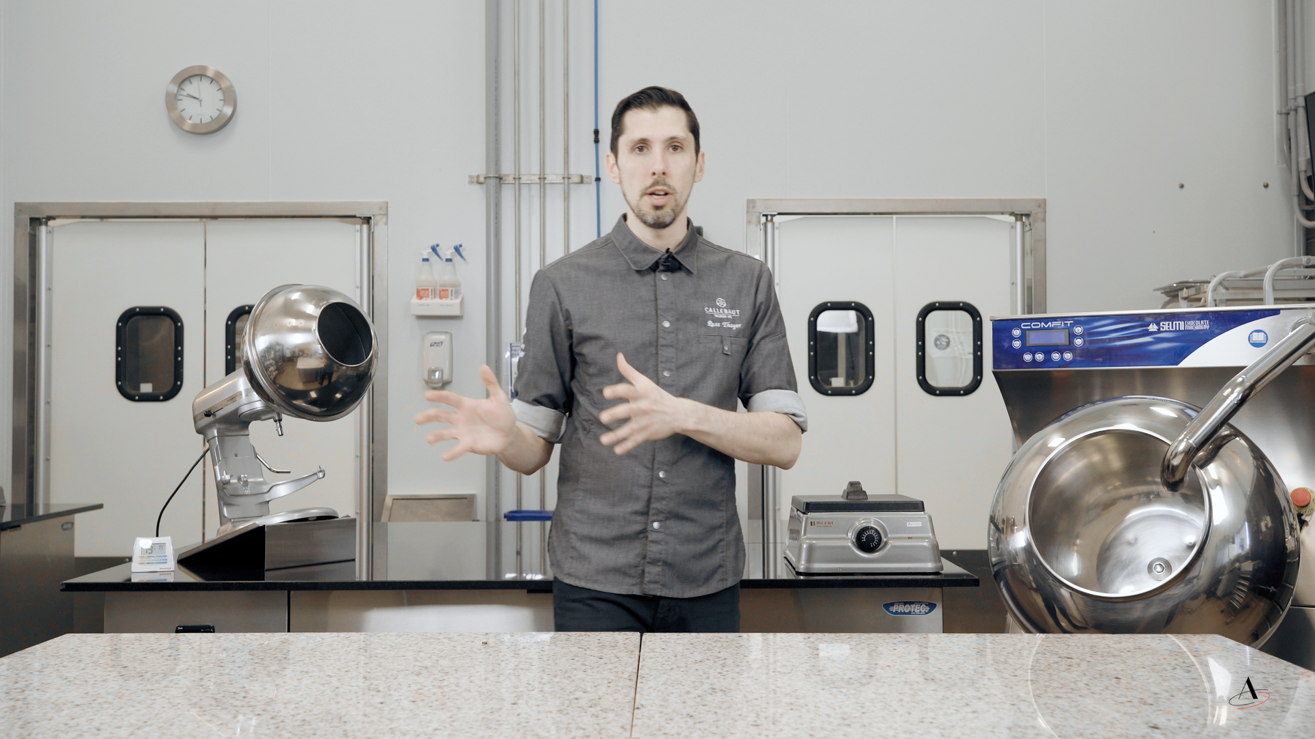 Fundamentals of Panning 1: Panning Machines | chocolate-academy.com