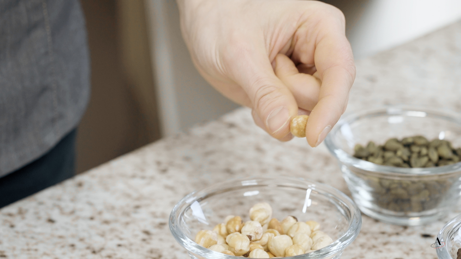 Fundamentals of Panning 1: Panning Centers | chocolate-academy.com
